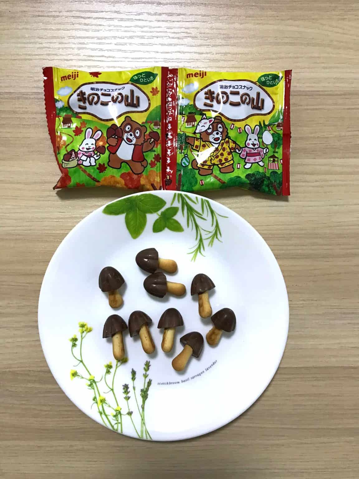 Top 23 Snacks In Japan To Try in 2026 (+Where To Get Them)