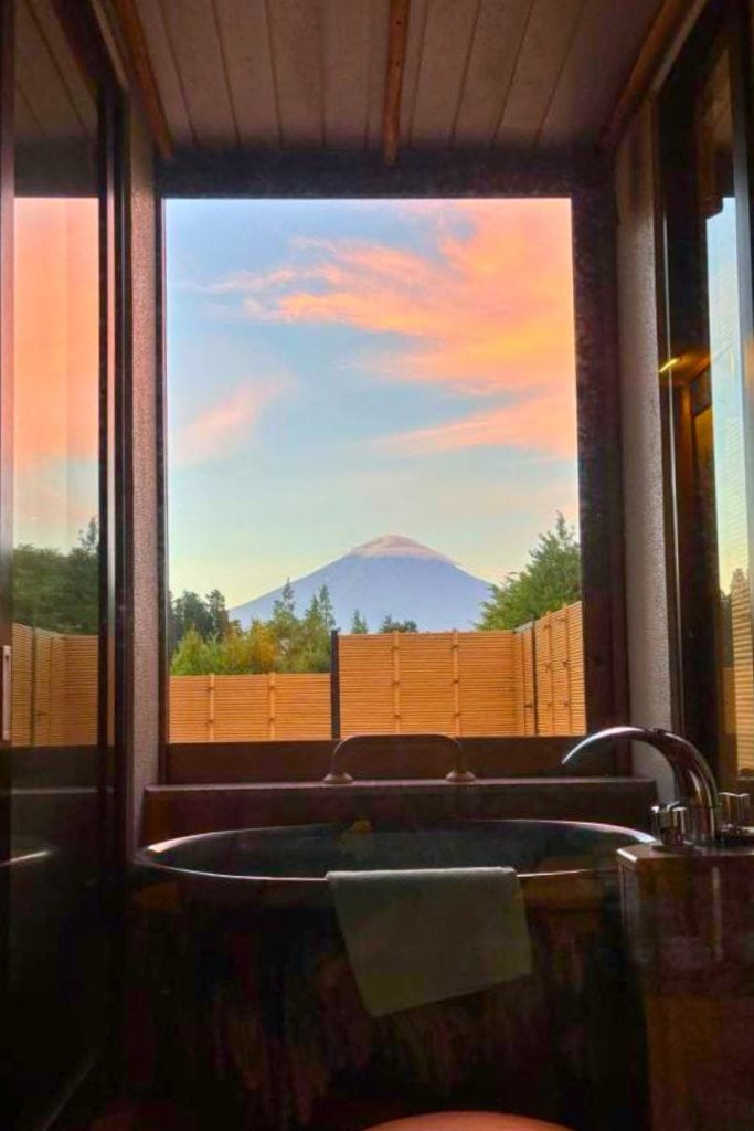 5 Best Mt Fuji Ryokan With Private Onsen (That Worth The Splurge!)
